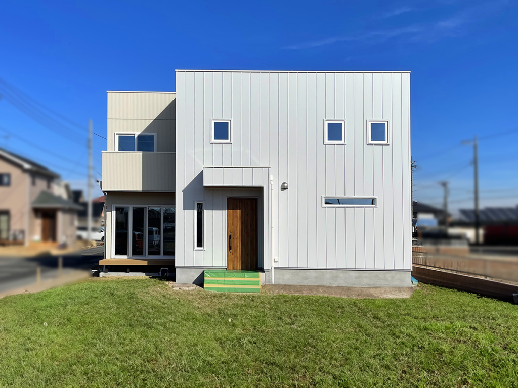 明るく爽やかで飽きの来ない白いZERO-CUBE+BOX2 – 埼玉でLIFE LABEL(ライフレーベル)デザイン住宅を建てるならスタジオマグ|studio-mag